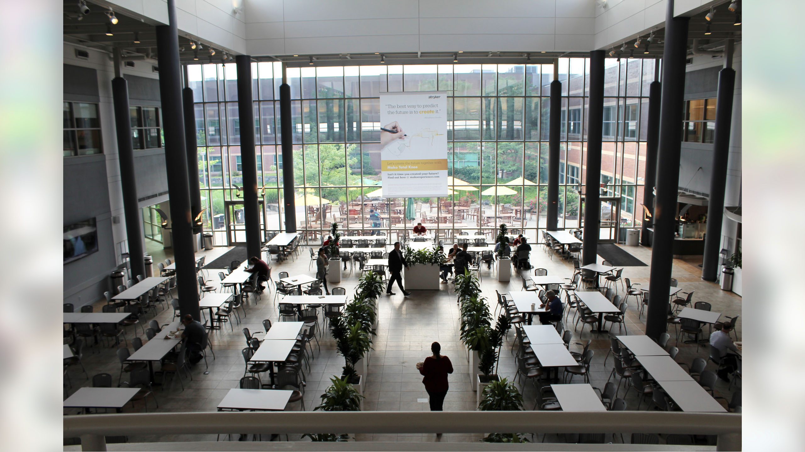 Stryker Campus Atrium Eatery and Café - Anderson Design Group